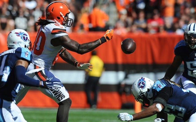 Dwayne Bowe is the highest-paid Browns WR, coach says he's 6th best ...