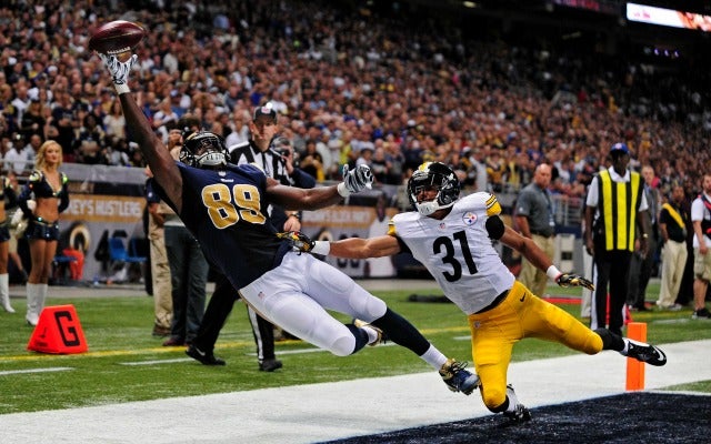 The Packers have reportedly signed a free agent and it's Jared Cook ...