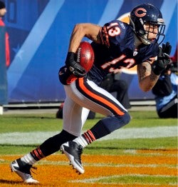 Johnny Knox, after spinal fusion, wants to play this year, but is not ...