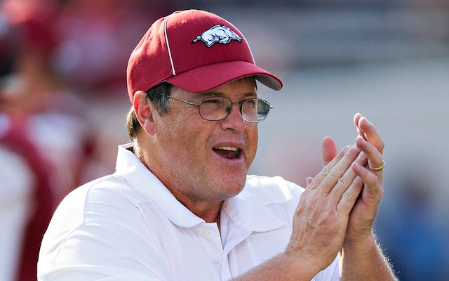 Report: Arkansas OC Jim Chaney leaving for Pitt - CBSSports.com