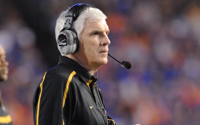 Bobby Johnson to replace Archie Manning on playoff committee ...