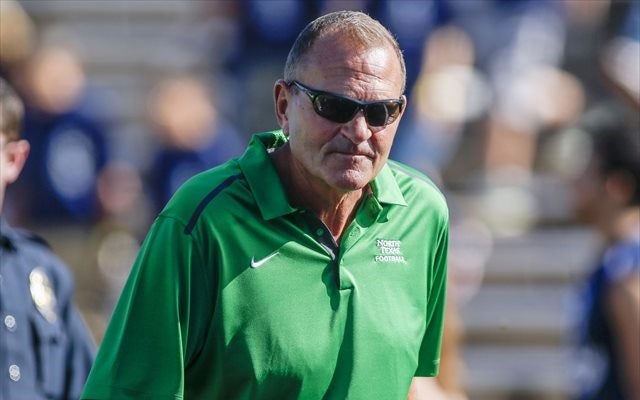 North Texas OL Brian Ochs leaves team to help on family's Kansas farm ...