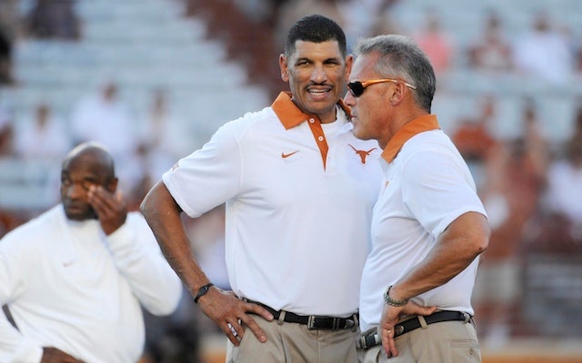 Reports: Texas loses fifth assistant from 2015 with Jay Norvell off to ...