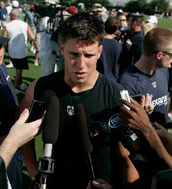 Cushings disease muscles temors || cushing suture