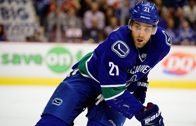 Canucks' Brandon Sutter out 4-6 weeks after undergoing surgery ...