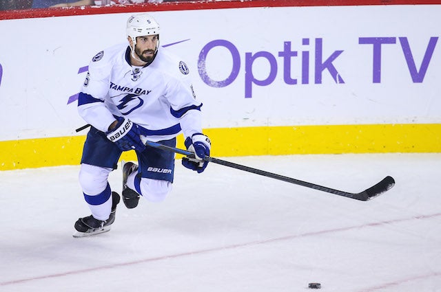 Lightning D Jason Garrison to miss 3-4 weeks after Abdelkader hit ...