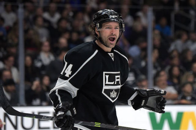 Capitals sign Justin Williams to 2-year, $6.5 million contract ...