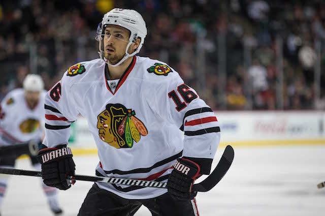 Blackhawks re-sign RFA Marcus Kruger to one-year deal - CBSSports.com