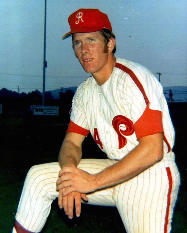 LOOK: Hey, let's stare at young, mustache-less Mike Schmidt - CBSSports.com