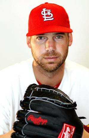 Chris Carpenter takes next step in recovery from neck injury ...