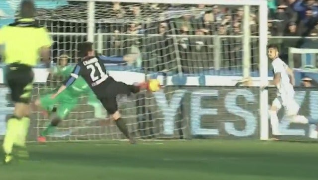 WATCH: Inter Milan goalkeeper's acrobatic save is a thing of beauty ...