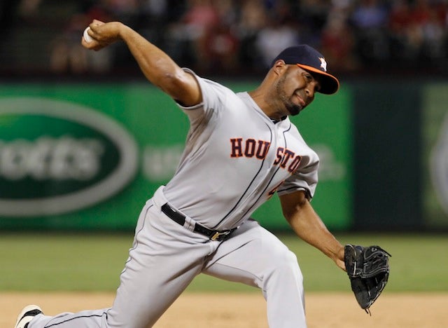 Tigers acquire closer Jose Veras from Astros - CBSSports.com