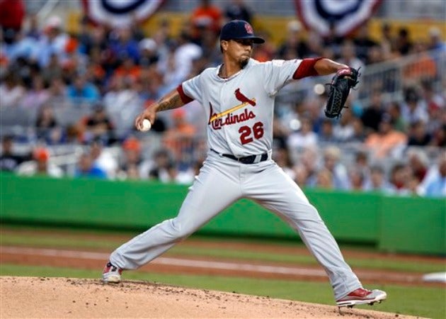 Kyle Lohse loses no-hitter in seventh - CBSSports.com