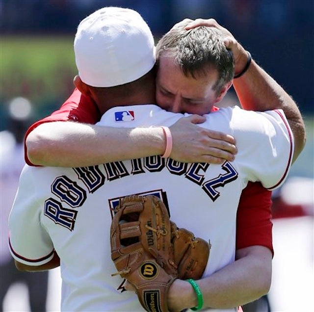 Photo of the Day: Robbie Parker, father of Newtown victim, and Pudge ...