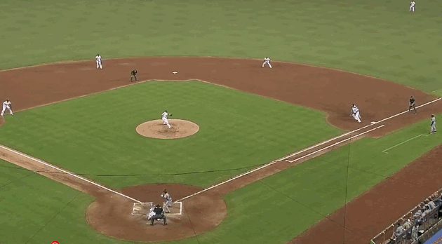 GIF: Justin Ruggiano has range - CBSSports.com