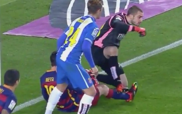 WATCH: Opposing GK appears to try to injure Messi by stomping on his ...