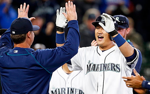 WATCH: Dae-Ho Lee walk-off HR ends Mariners' five-game losing streak ...