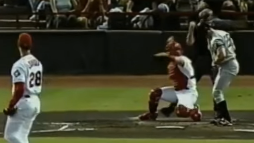 Let's estimate how many times Ivan Rodriguez squatted in his career ...