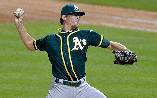 Mets trade for A's closer Tyler Clippard - CBSSports.com