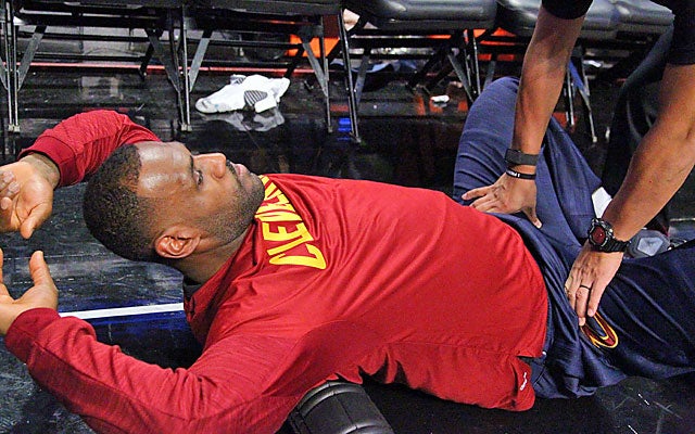 How long can LeBron James carry Cavs, Cleveland on aching back ...